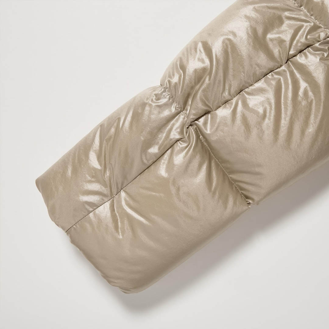 [Uniqlo Singapore Preorder]Foldable Ultra Light Down Shiny Puffer ...